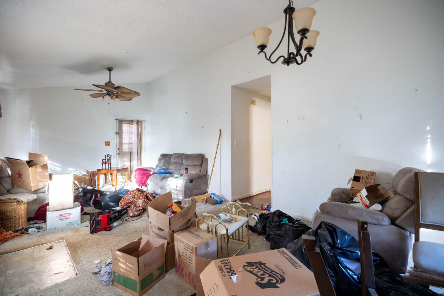 Decluttering Tips & When to Call for Junk Removal